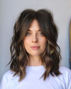 Try These Medium Length Haircuts For The Full Glam Effect