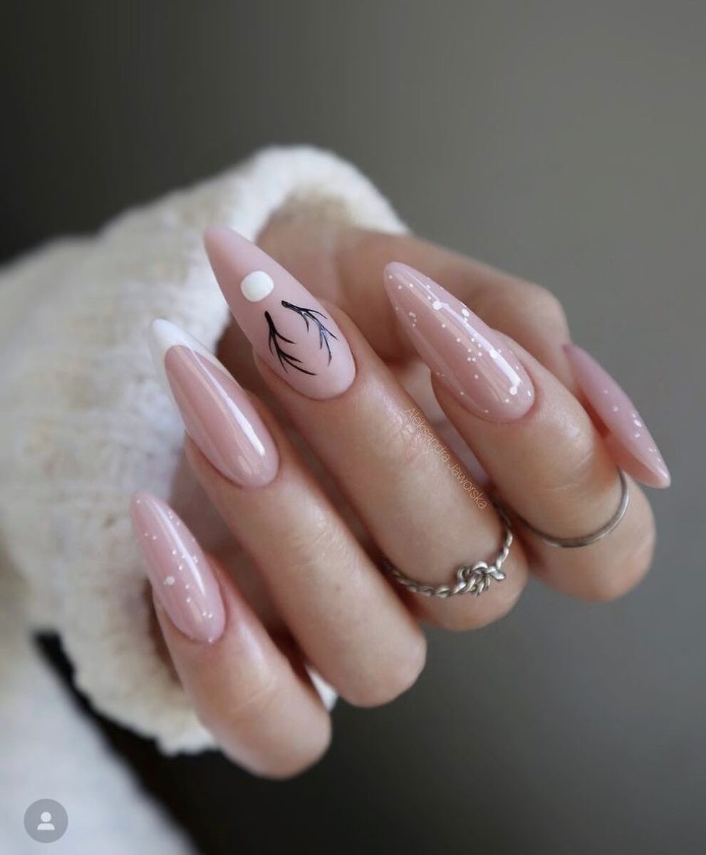 See The Trailer Of New Year's Nail Designs For The Big Night Celebration