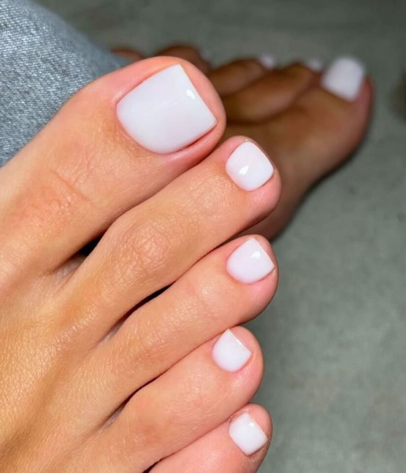 It's Never Toe-Late For Fall-Colored Toenails And Pedicures