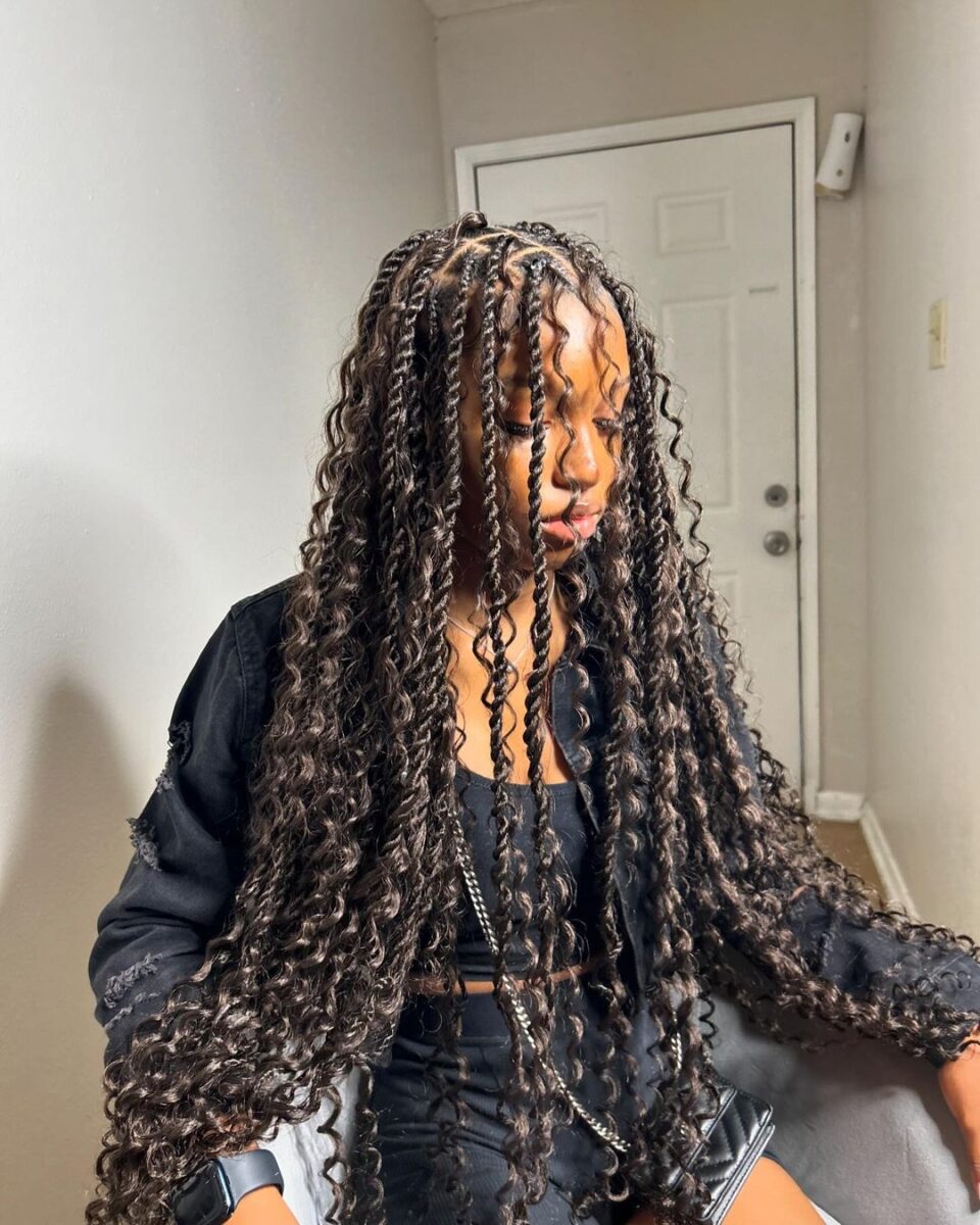 Flaunt These Senegalese Twists With Styles That Completely Fit