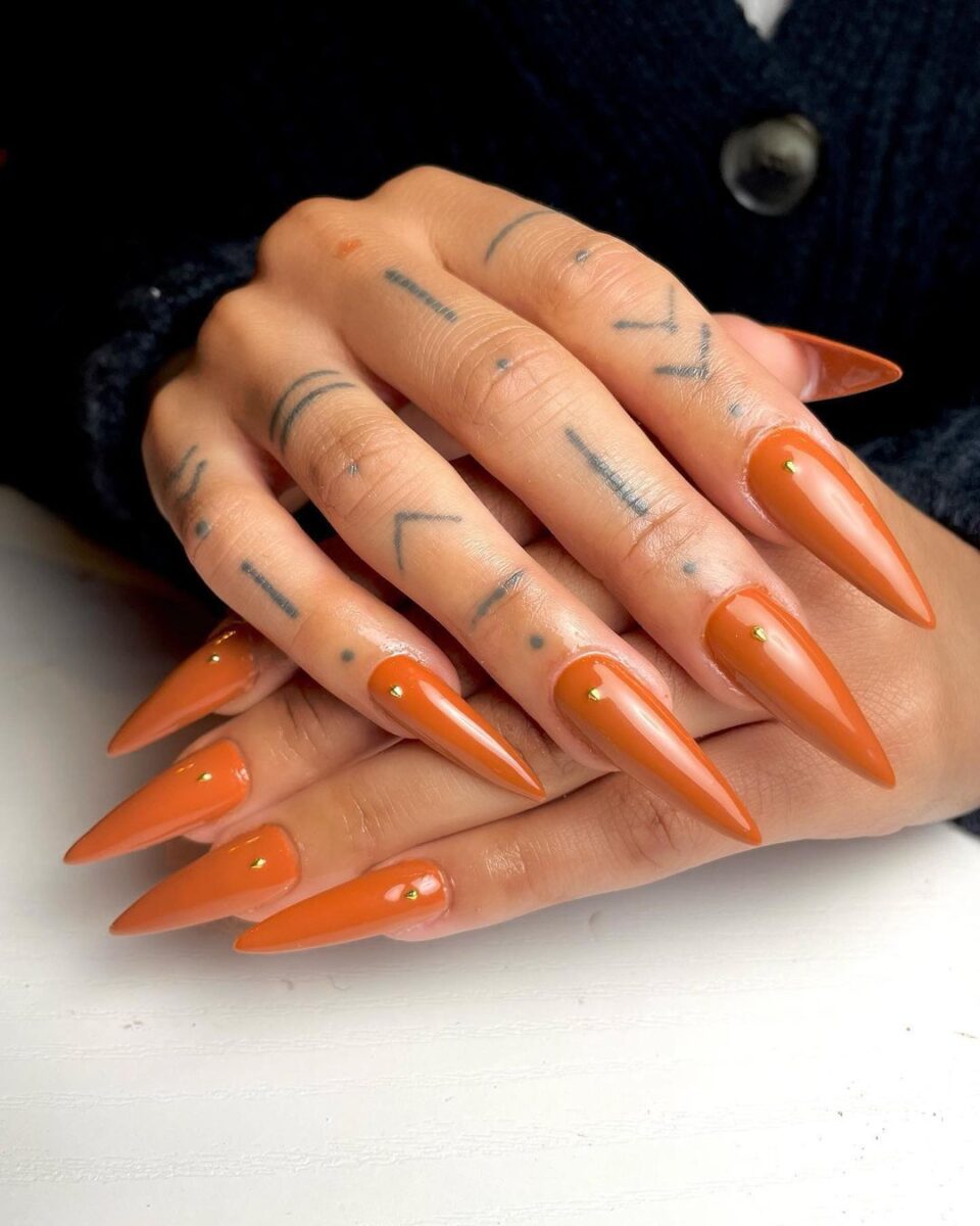 Earthy Rich Terracotta Nail Designs To Seize The Clay