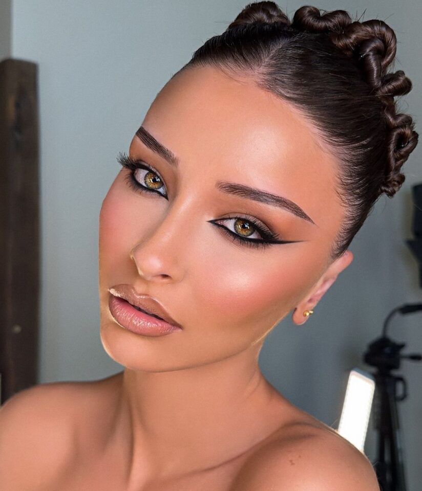 Hazel Eye Makeup To Shake Up And Wake Up The Beauty World