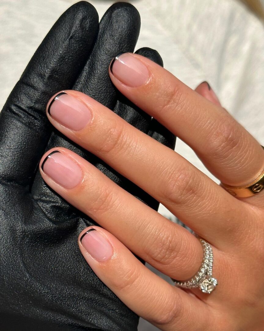 With These Black French Tip Nails You'll Need No Other Manicure Details