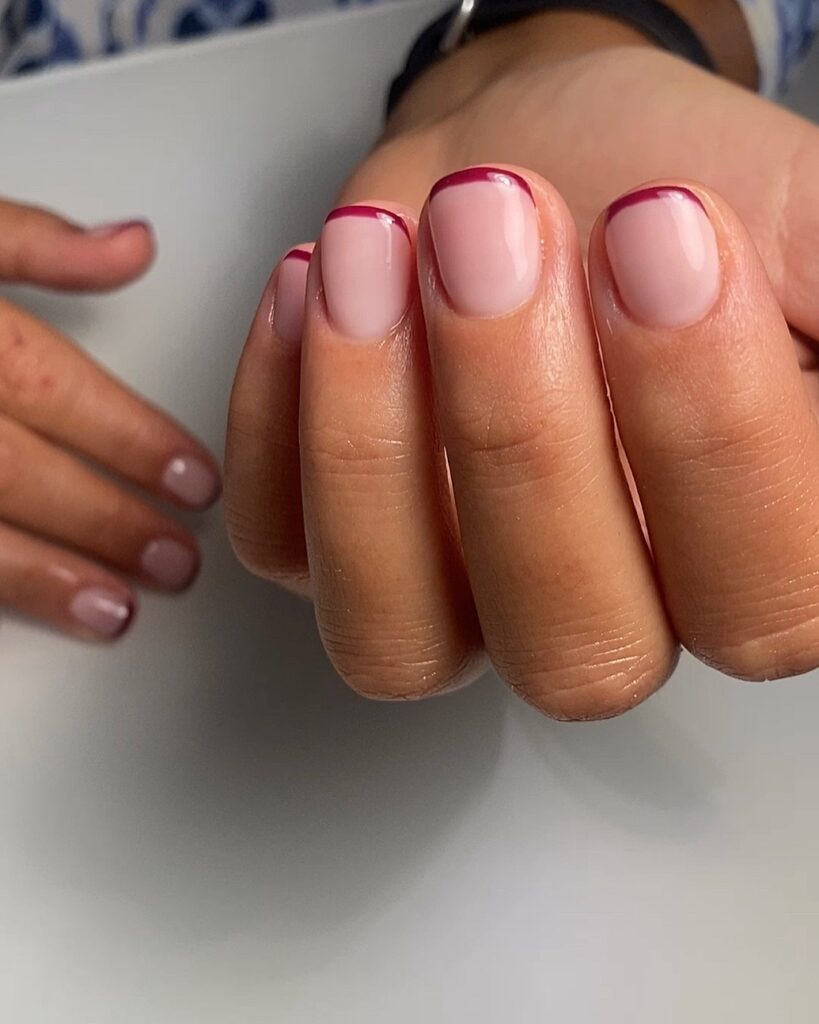 Live Out Your Glamorous Fall-Tales With These Burgundy Nails