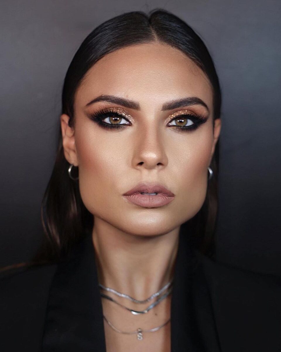 25 New Year's Eve Makeup Ideas To Start The Countdown To 2025