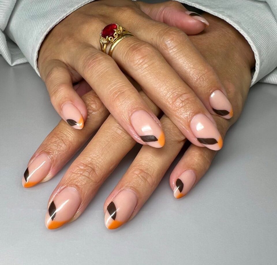 Chic Parisian Mani-Goals With Autumn French Nails