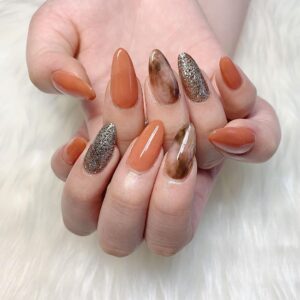 Earthy Rich Terracotta Nail Designs To Seize The Clay