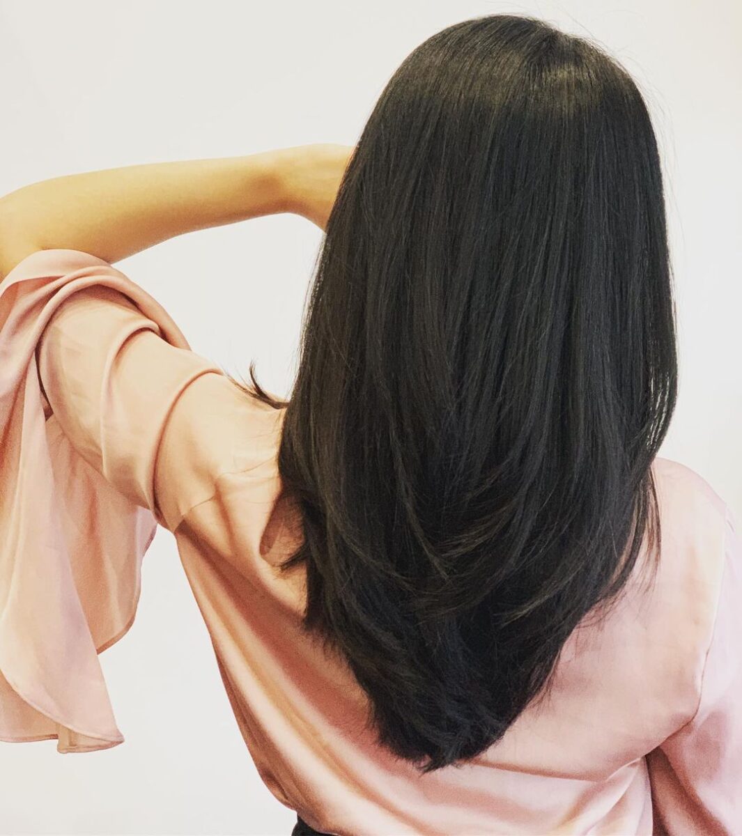 Try These Medium Length Haircuts For The Full Glam Effect