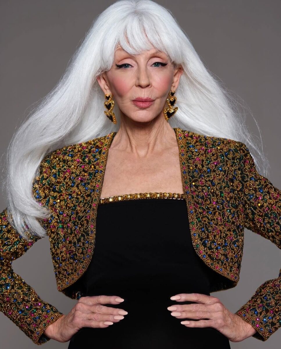 18 Timeless And Stylish Hairstyles For Over 70 Year Old Women That Add ...