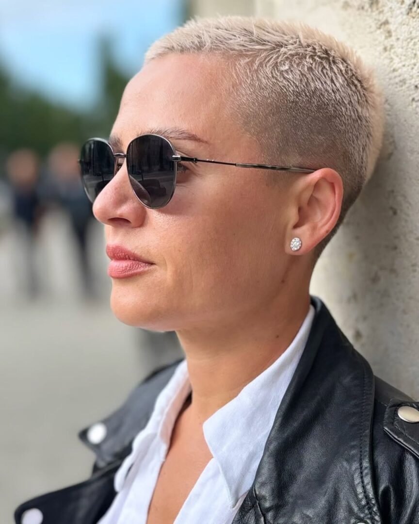 27 Low Maintenance Pixie Cuts That Make Life Easier