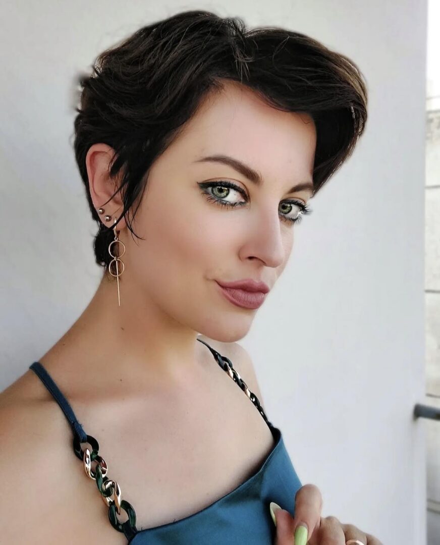 34 Long Layered Pixie Cuts That Make Hair Care Effortless