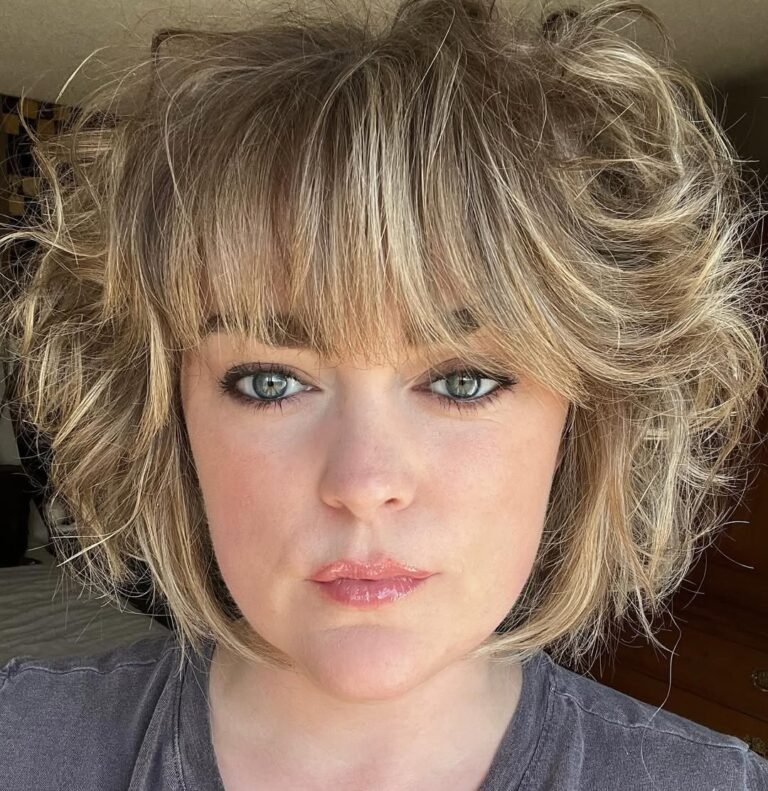 33 Wolf Cut Hairstyles As The Bold Look You'll Love