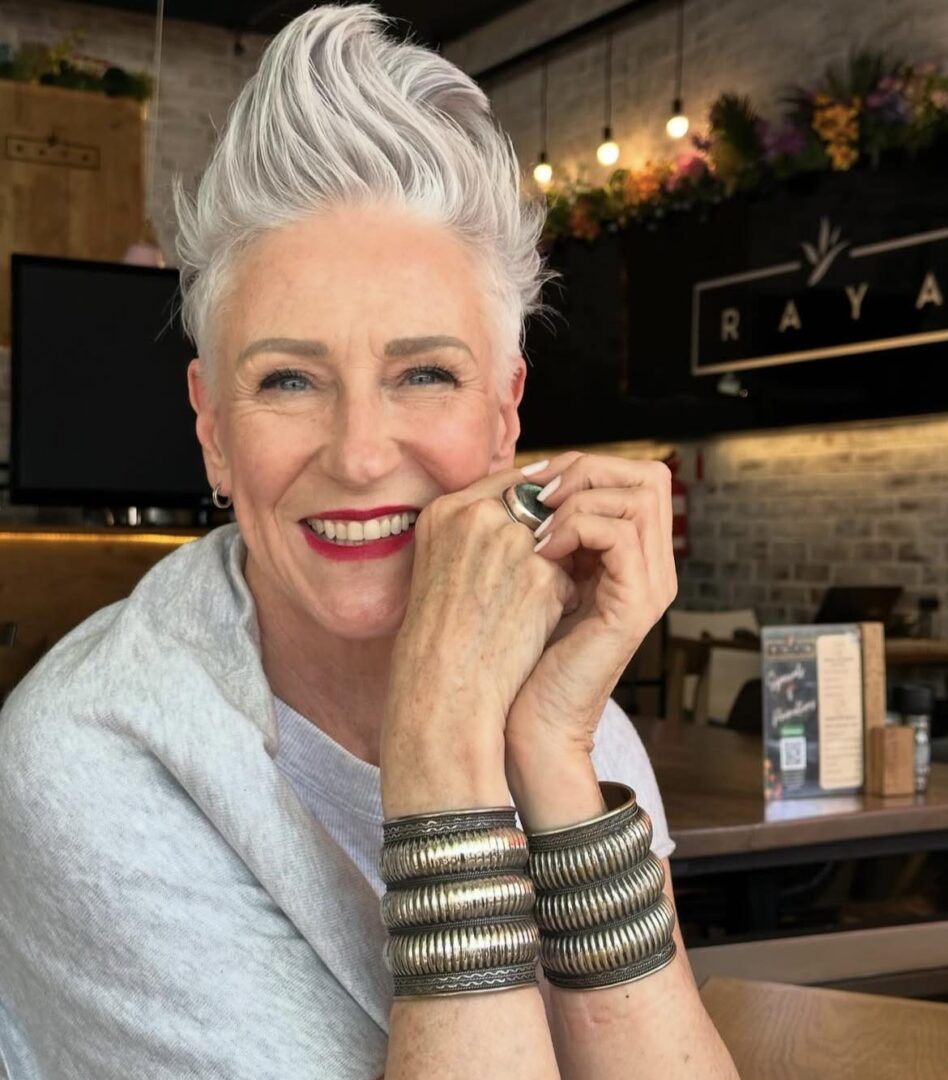 32 Flattering And Stylish Pixie Cuts For Women Over 60 With Fine Hair