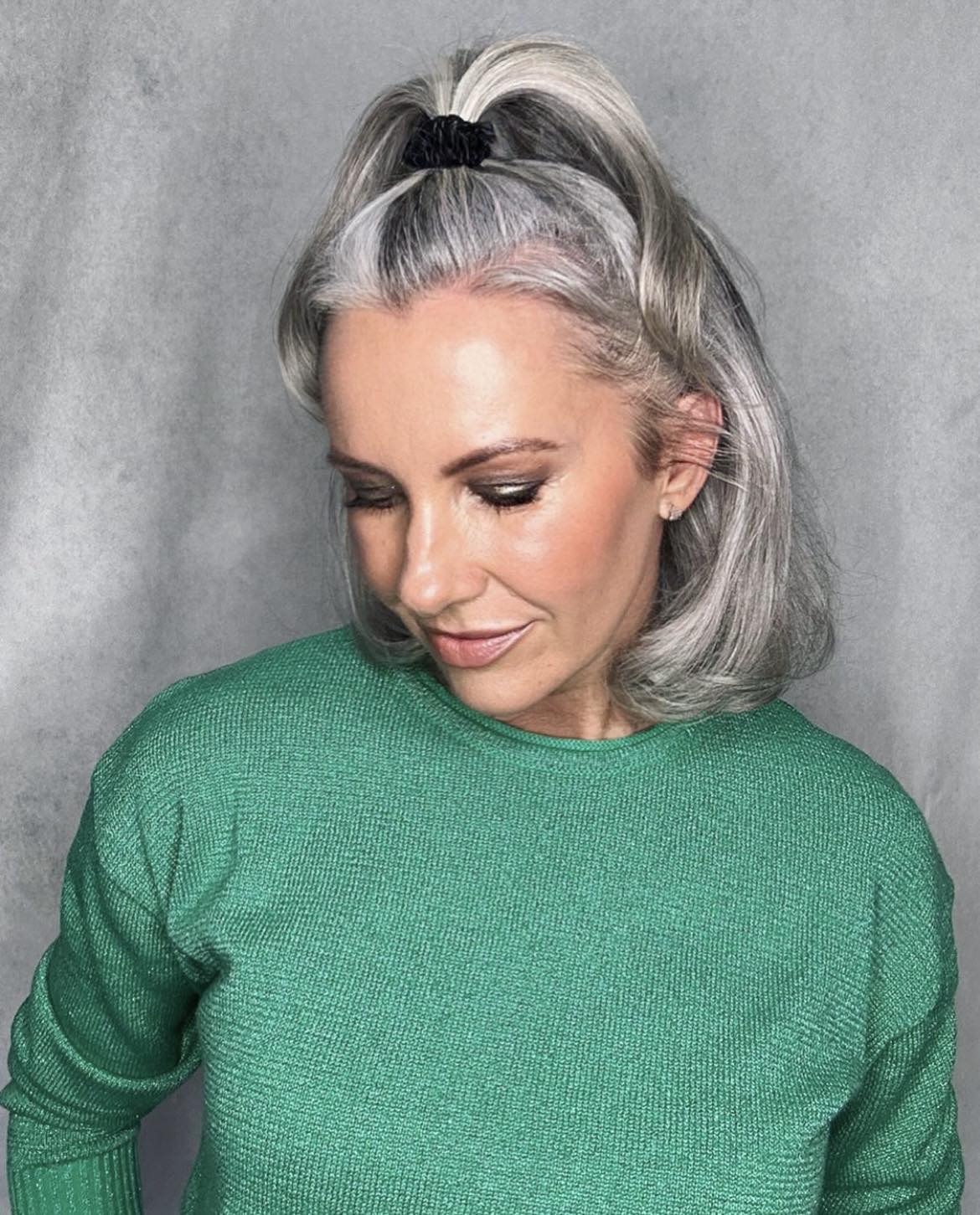 31 Medium-Length Hairstyles For Women Over 50