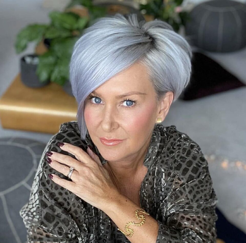 31 Ageless And Elegant Grey Bob Hairstyle Ideas To Inspire You