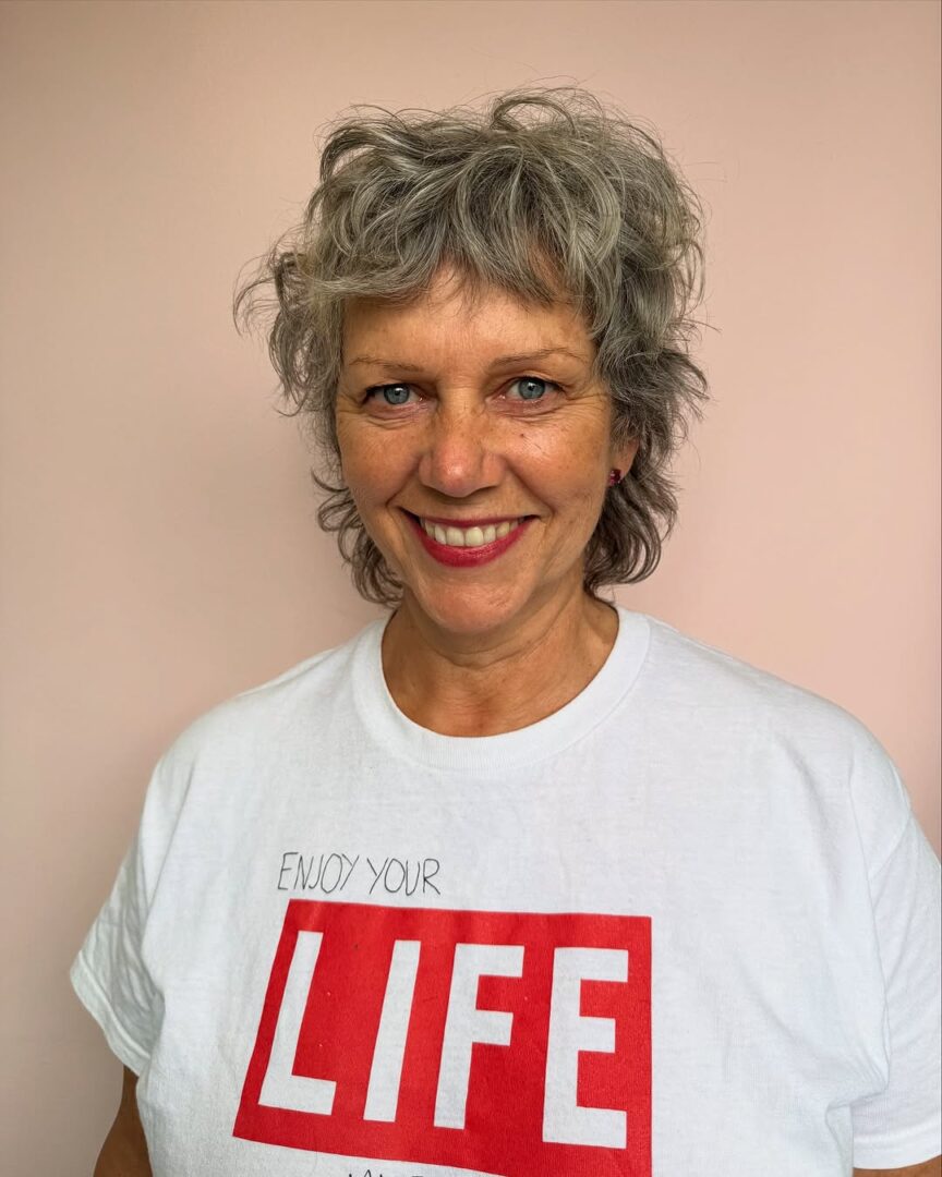 Worried Your Hair Is Thinning? These 31 Stunning Pixie Shag Haircuts ...