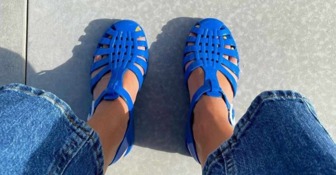 20 “Ugly” Fashion Trends From The ’90s That Are Thankfully Gone